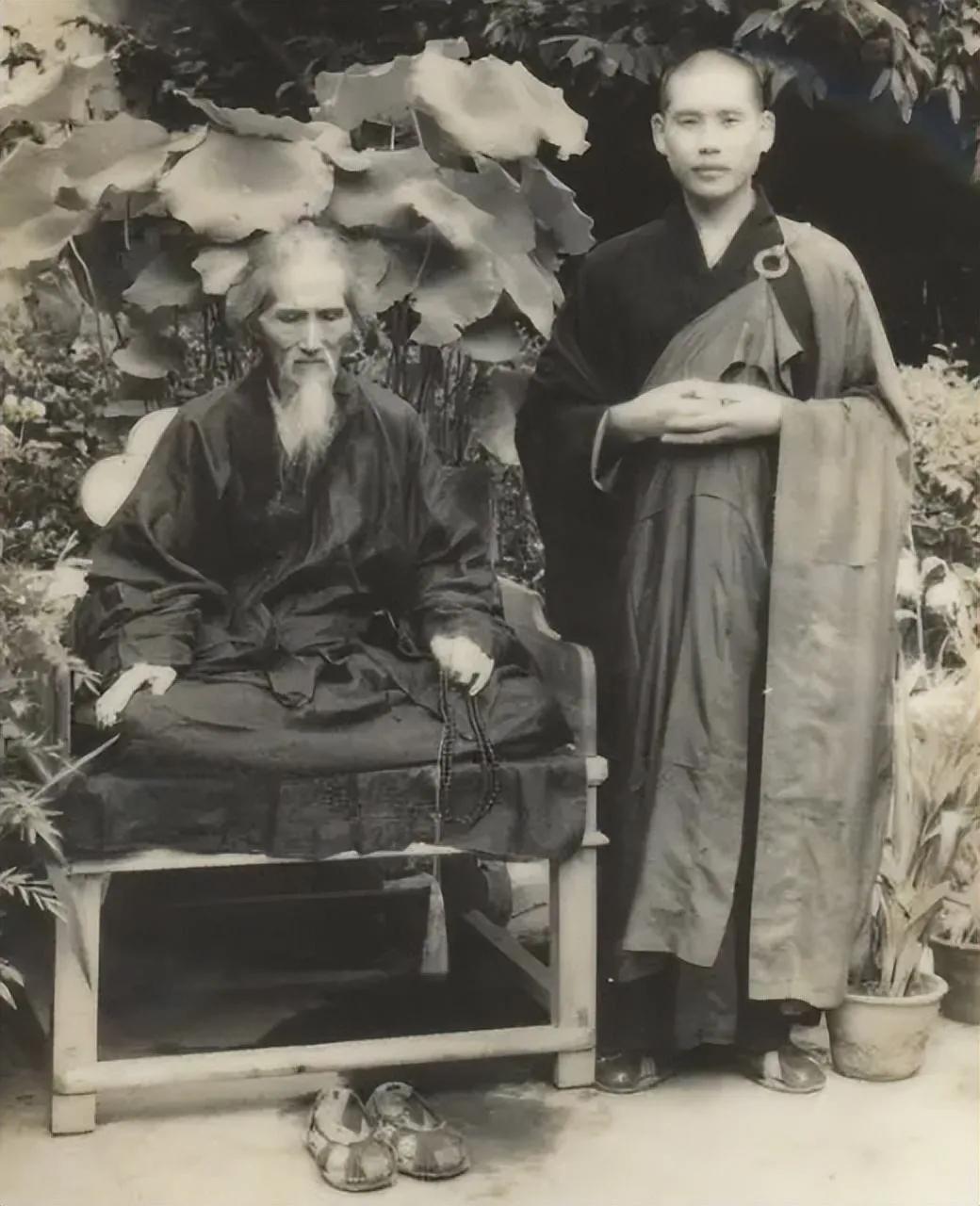 Master Xuyun: Once the idle clouds on the top of the peak are swept ...