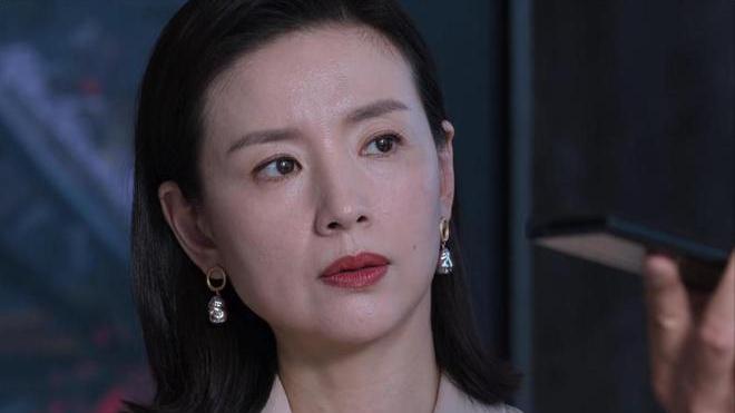 Li Yi is awesome! Facts have proved: she can be a successful lover, not ...