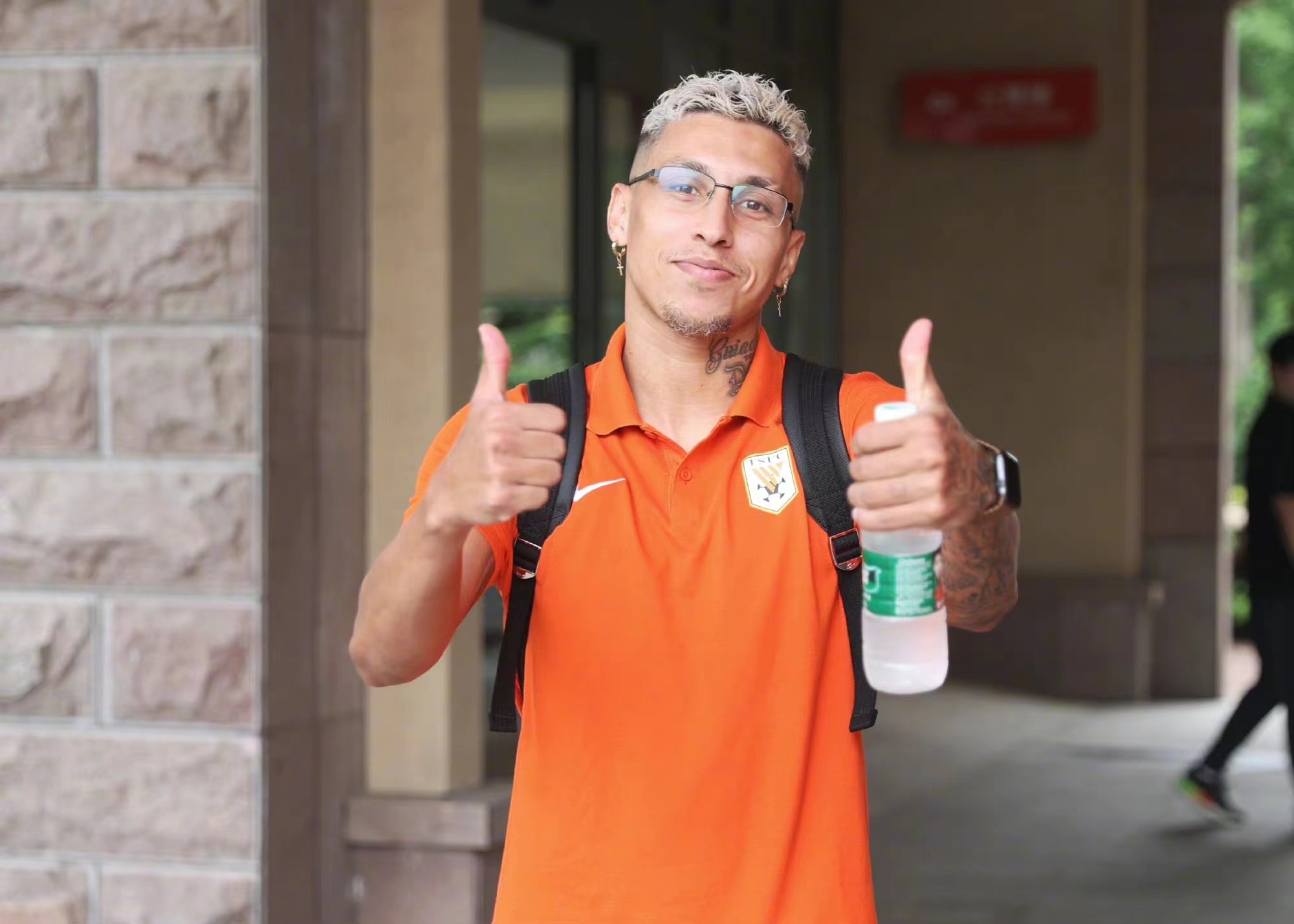 Cressan came to Taishan to win the first prize: excited like a child ...