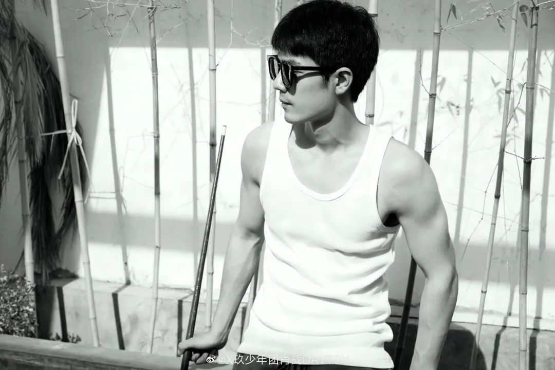 Teenagers and passion are natural, Xiao Zhan's muscles are ranked first ...