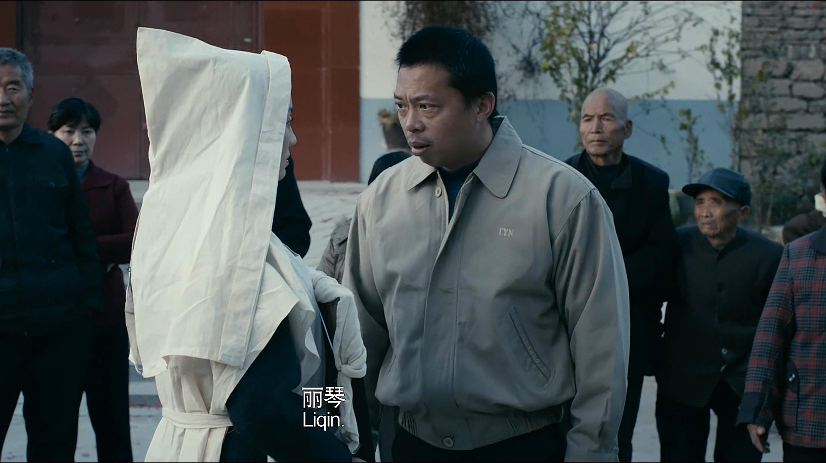 What is the narrative style of the movie "Heart Labyrinth"? - iNEWS