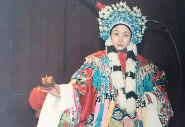 Jiang Qinqin: Bid farewell to first love Li Dawei, marry "enemy" Chen ...