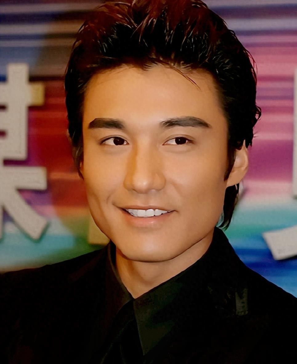 Hu Bing, the first-generation male model: He has been secretly in love ...