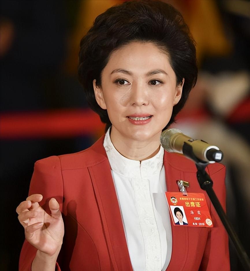 After Haixia was "delisted" by CCTV, her new identity was exposed. Her ...