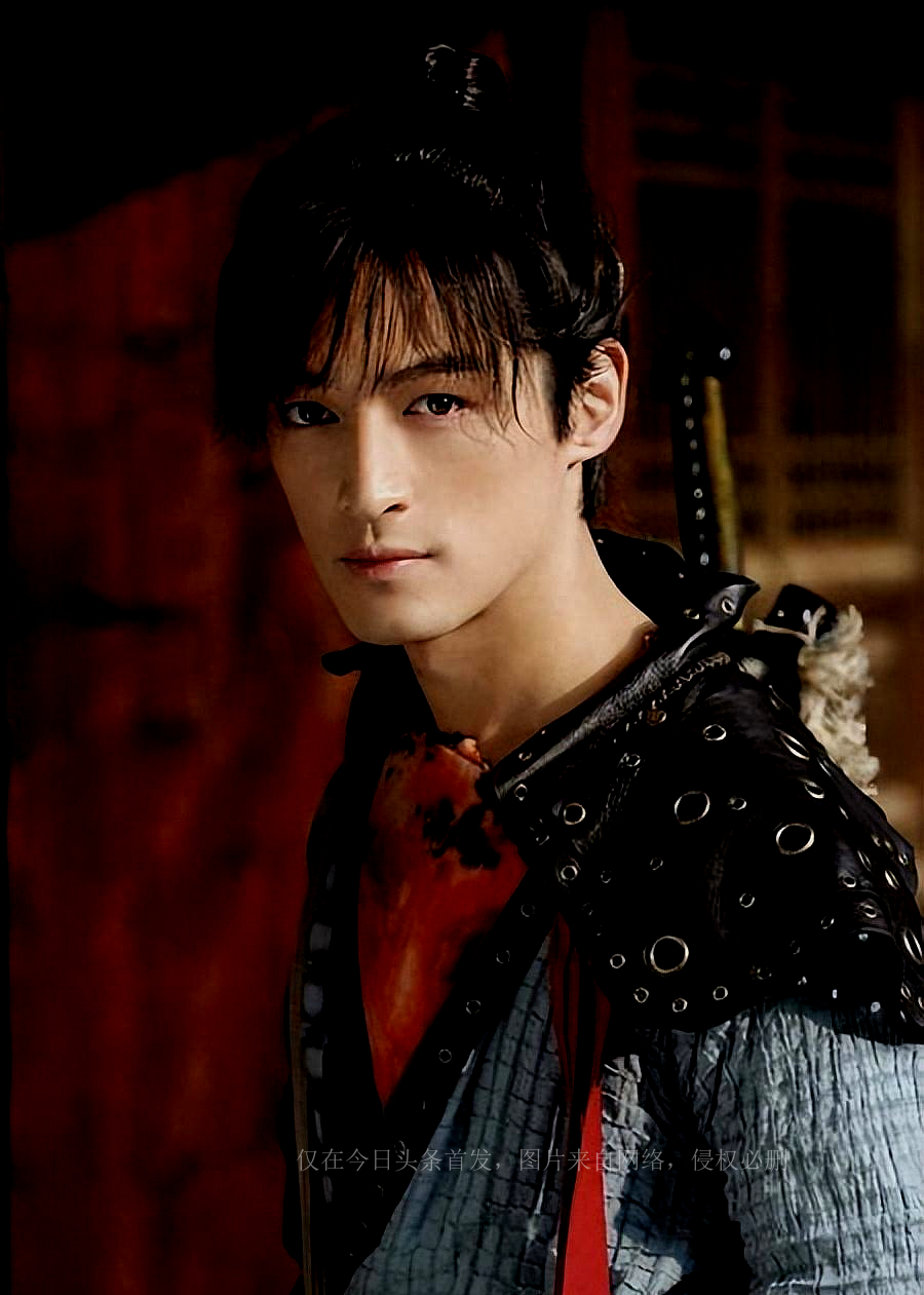 A frontal photo of Hu Ge's wife was exposed. It was revealed that she ...