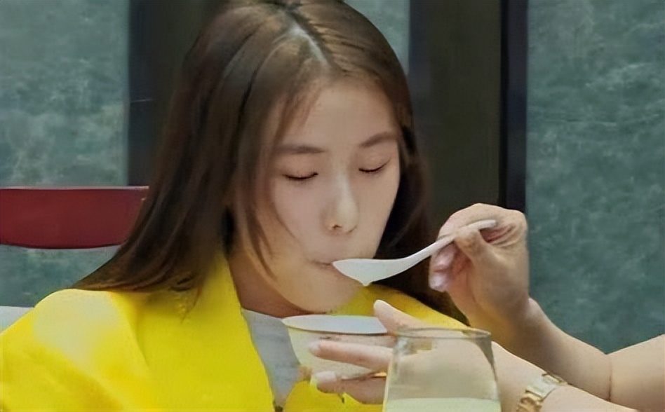 From a giant baby to an independent woman, Liu Siqi's path of ...