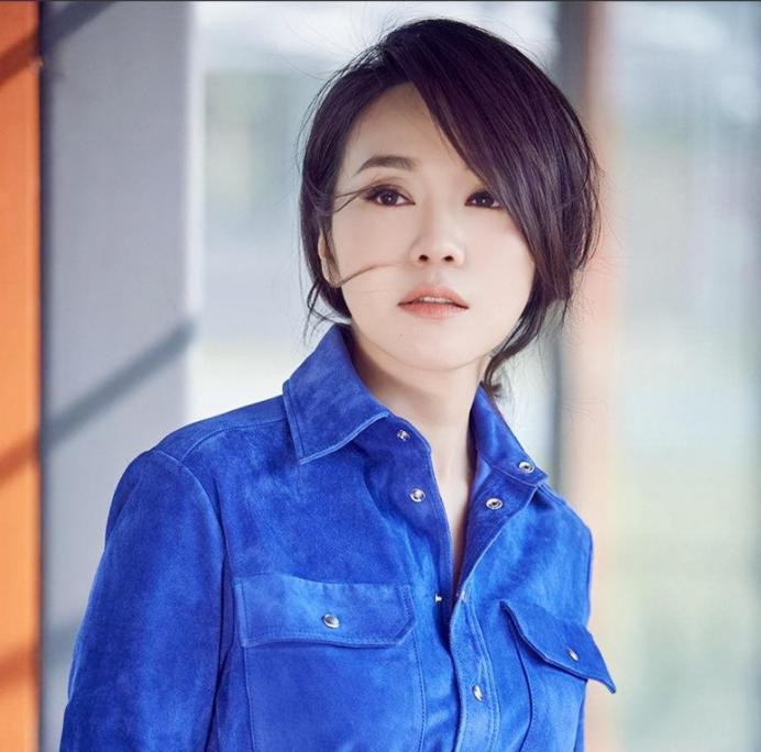 Zou Wei got married and had children after his divorce, but Yan Ni is ...