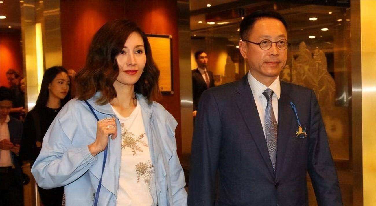 Xu Jinheng was just romantic and didn't bother, and he didn't even look ...