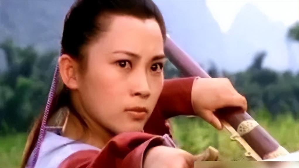 More than 30 years ago, Huang Qiuyan, who was pregnant with Liujia, was abandoned by Jet Li ...