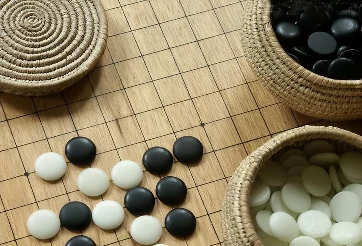A brief analysis of ancient Chinese Go, its rules and techniques, and ...