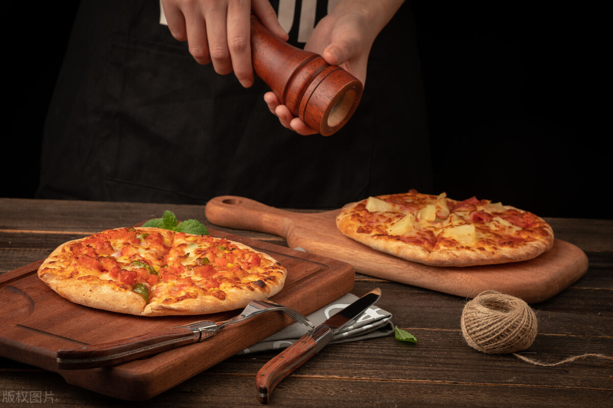 The century-old secret recipe: explore the most authentic pizza making ...