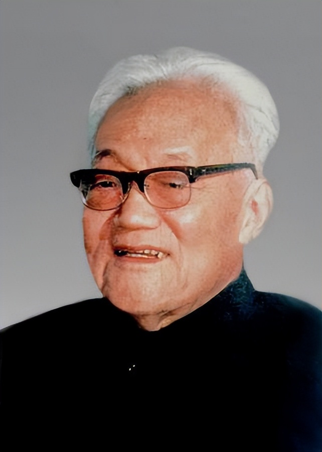 1. The famous writer Lu Ling Ba Jin once criticized the writers in the ...