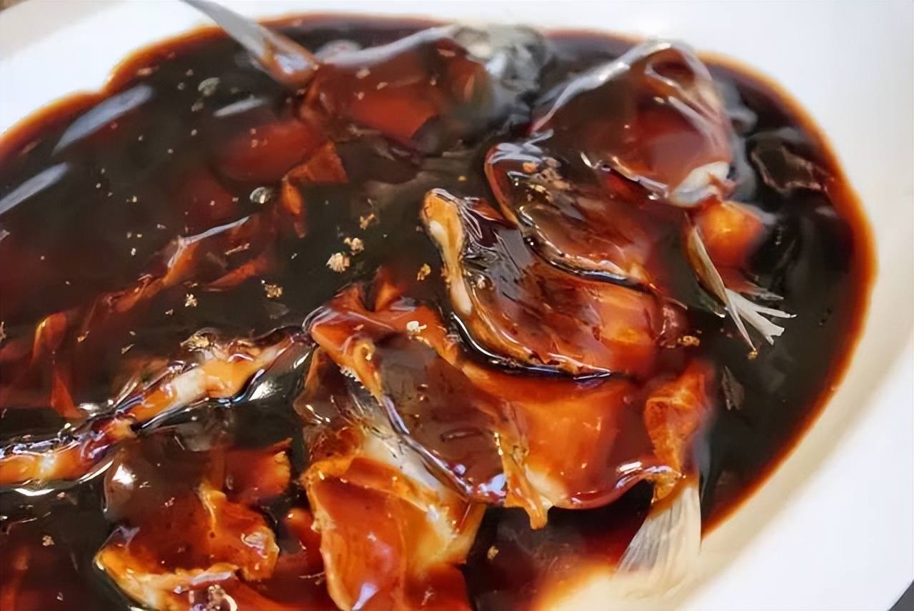 The style of Hangzhou is the gentle voice of the West Lake and the "not ...