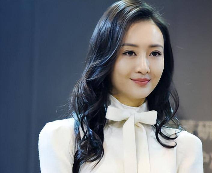 Can't hide anymore? 40-year-old Wang Ou was stripped "naked"! Luminous script ushered in ...