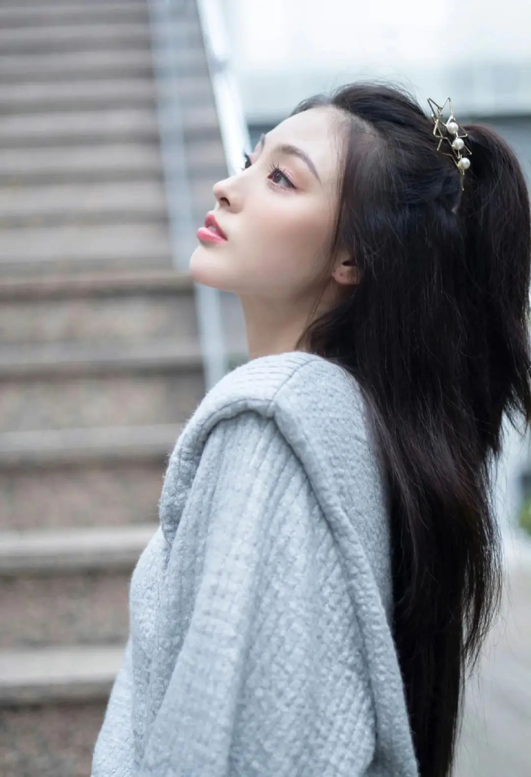 Dark horse actress Zhang Xintong overcame obstacles and embarked on the ...