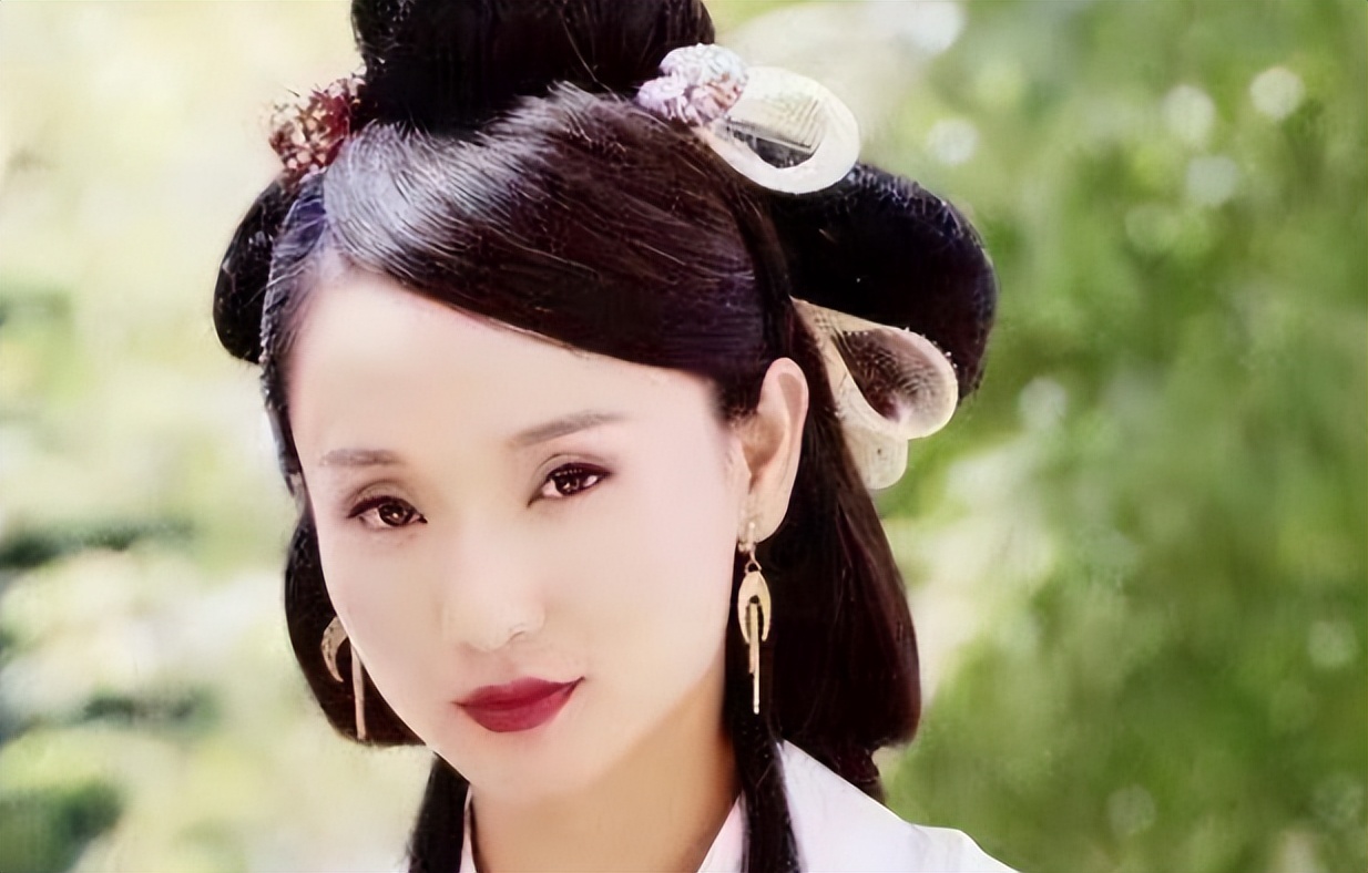 "Man" actor-Kong Lin: 52-year-old as an 18-year-old innocent girl with ...