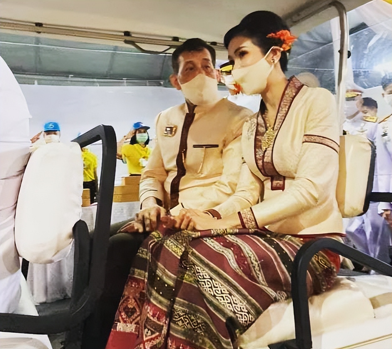 Sinina aired a group photo poster in a high-profile manner, showed King ...