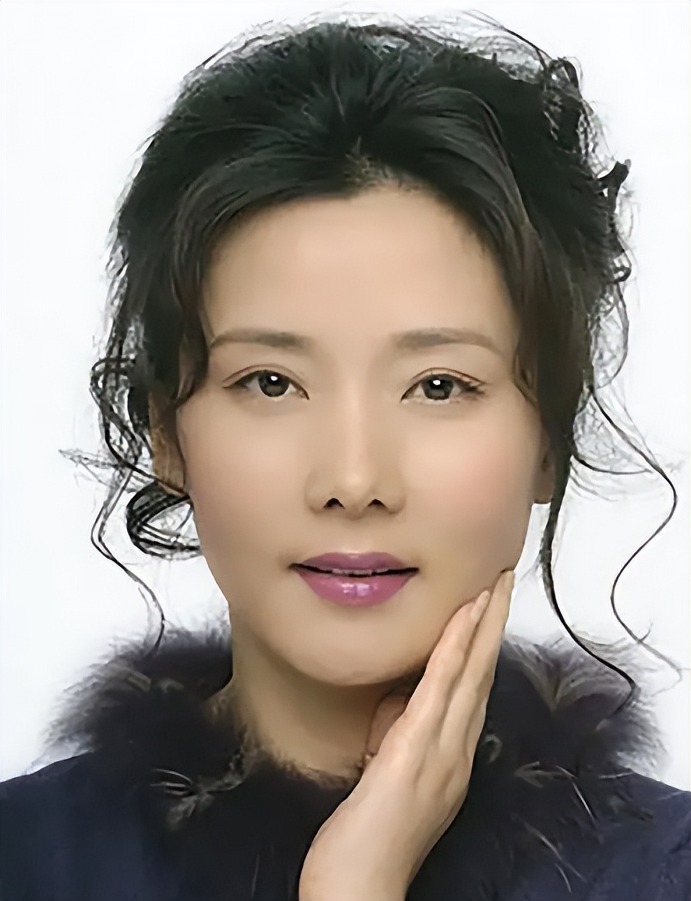 He Saifei: Married to the teacher's son, married to her husband for 34 ...