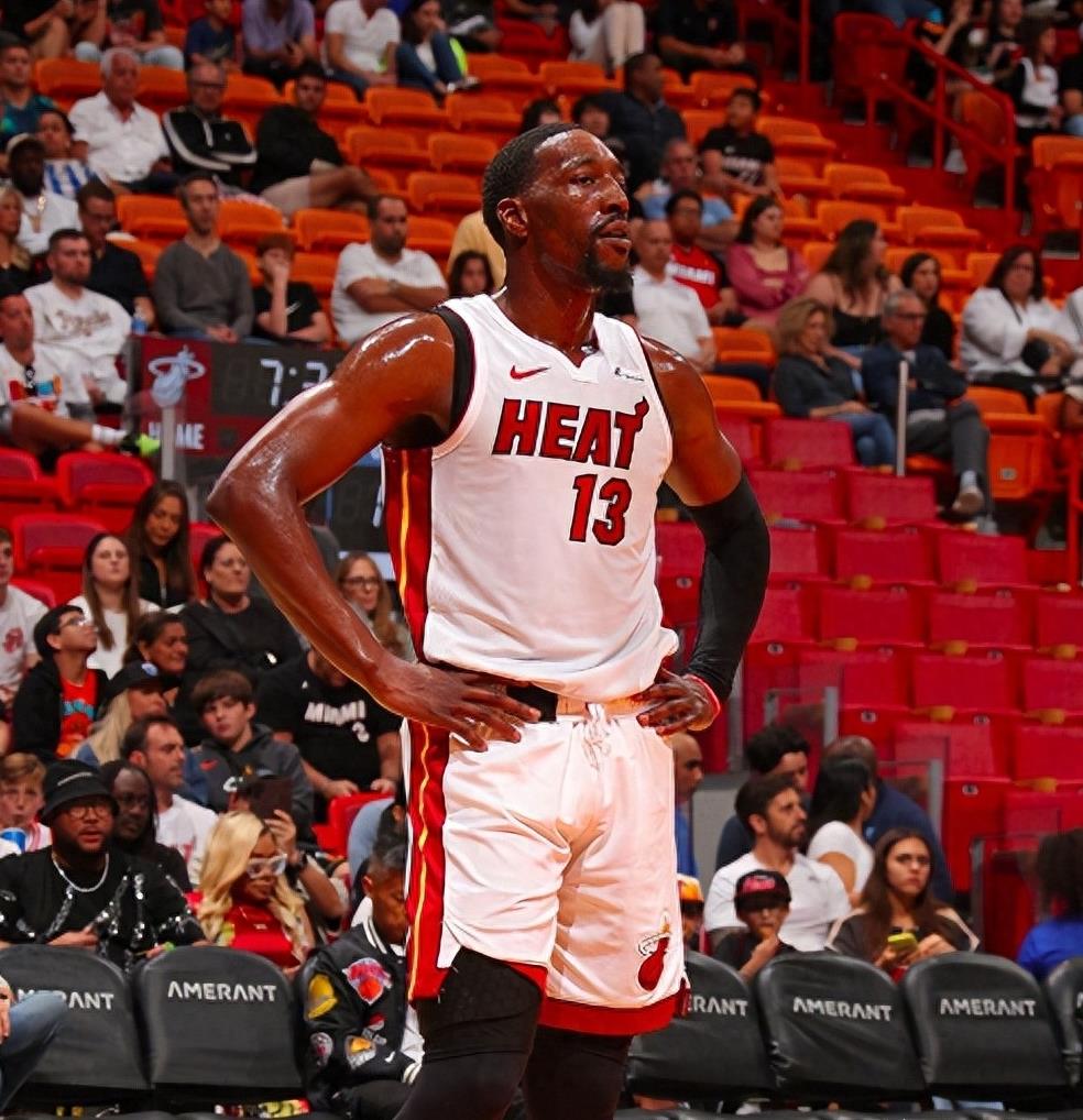 After a blast of 56 points, the Heat came back with 12 points! The dual ...