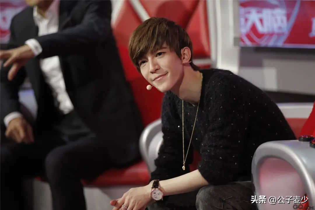 Guo Jingming visits Yang Mi!The two of them hooked their shoulders and ...