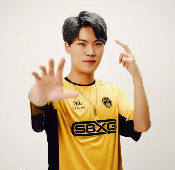 Doinb broke the news that LCK will spend a lot of money to retain S-level players next year, and ...