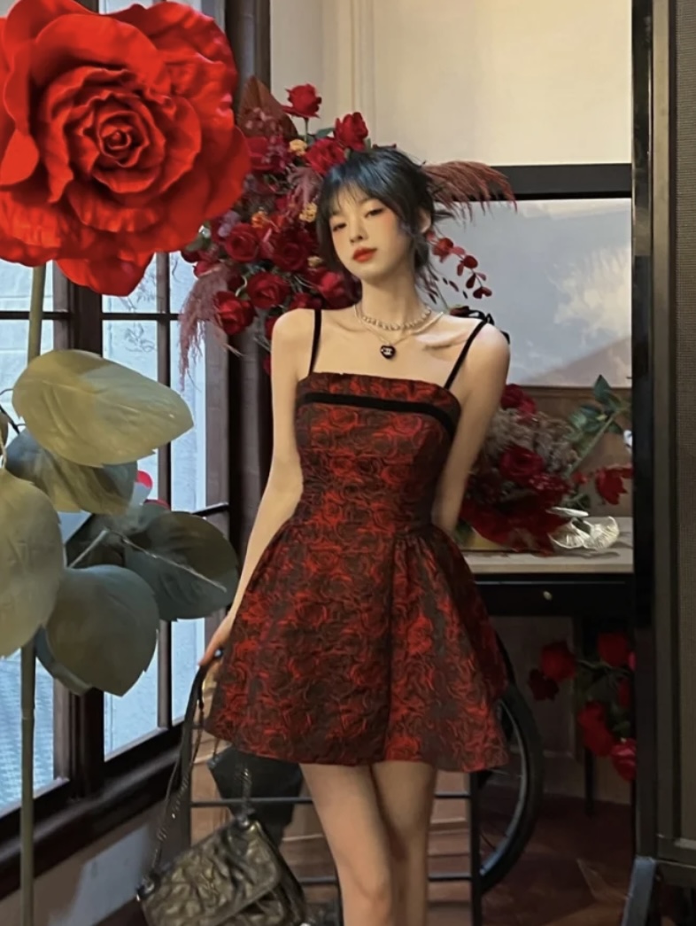 What is it like to wear Jisoo's new song "FLOWER" on your body? Wealthy ...