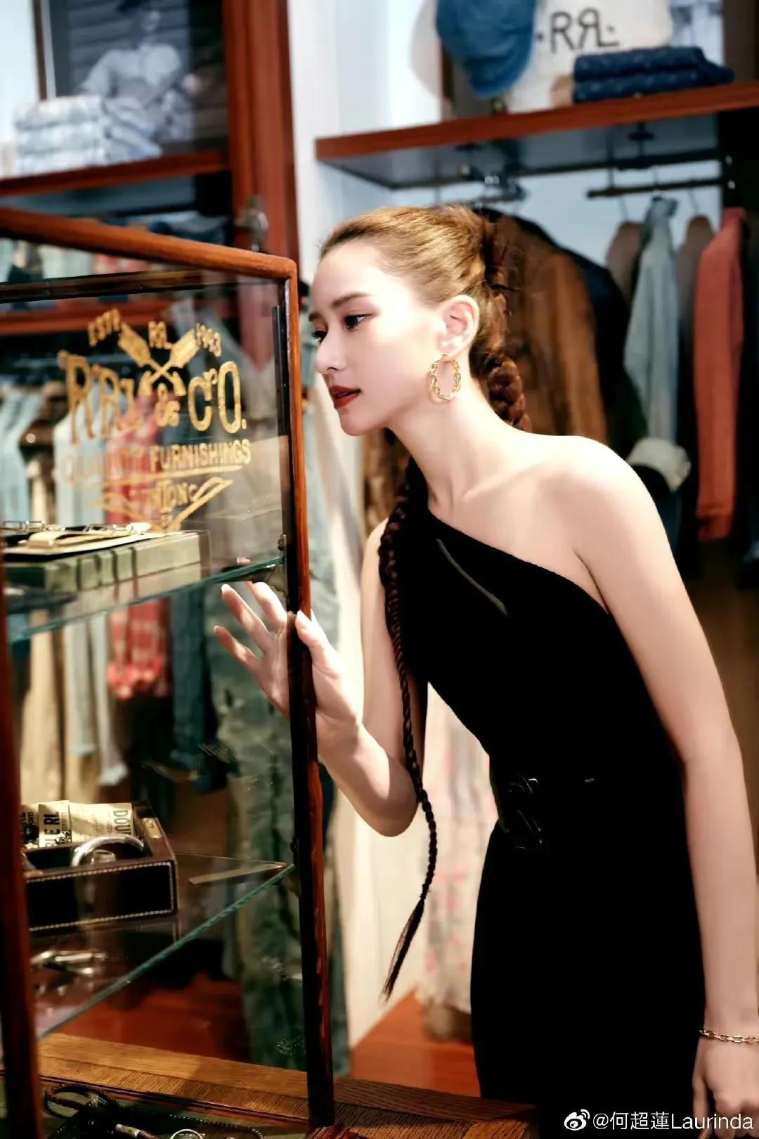 He Chaolian is so beautiful, the most beautiful daughter in the world ...