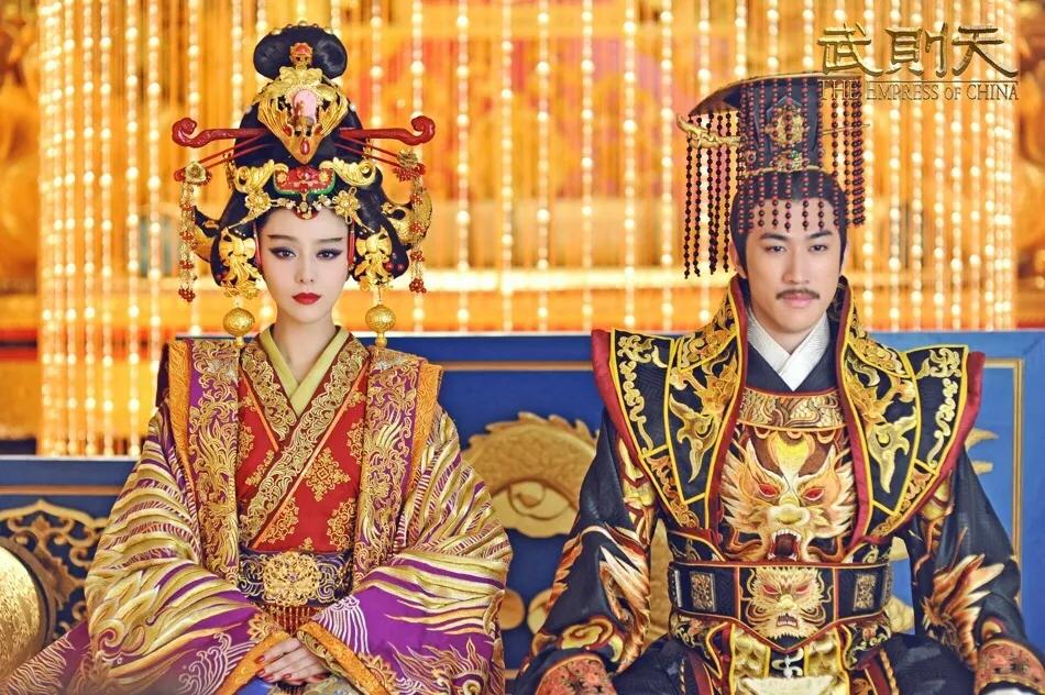 Is Tang Gaozong Li Zhi really "raking ears" as people say? - iNEWS