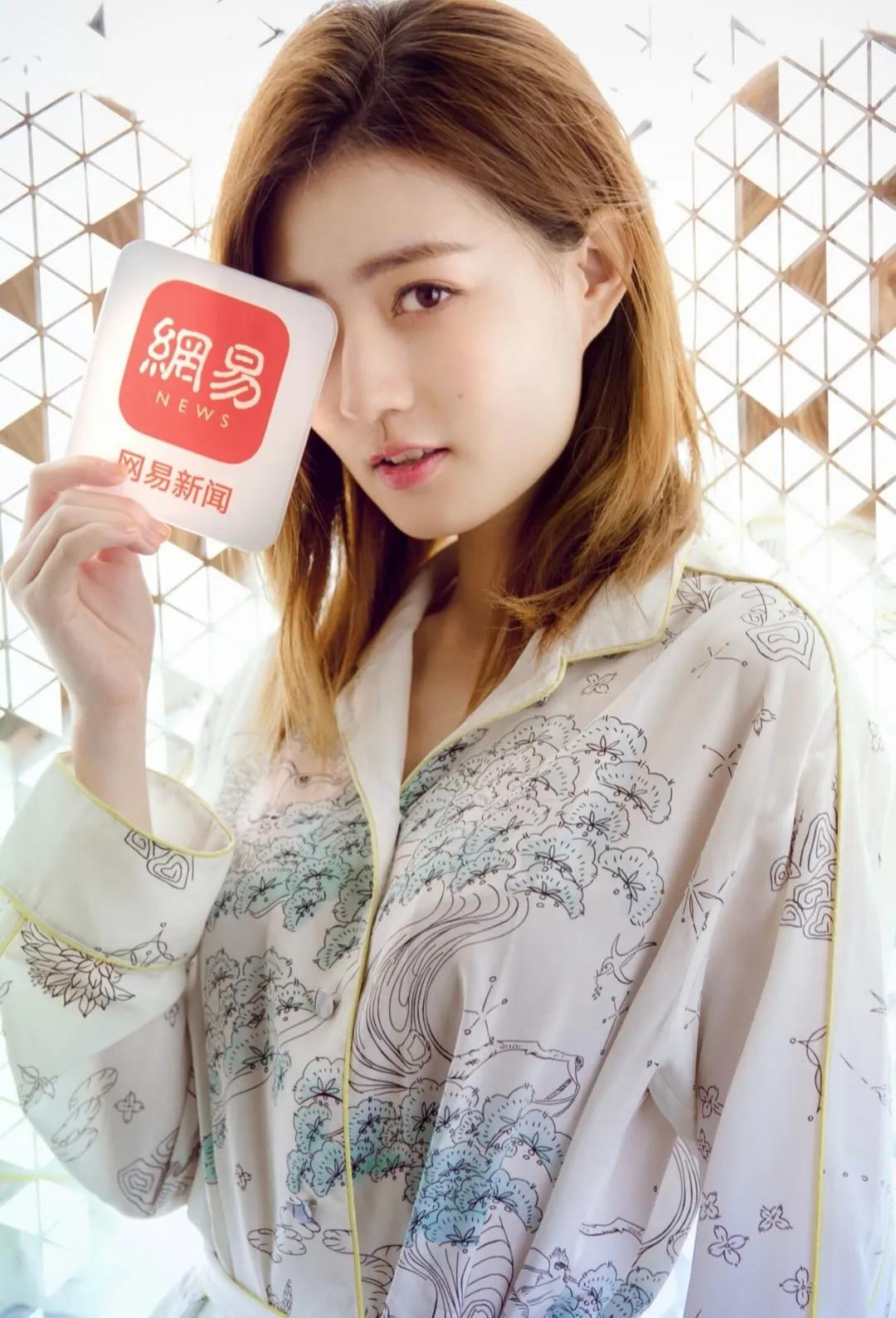 Xu Lu#Meitu 15 - iNEWS