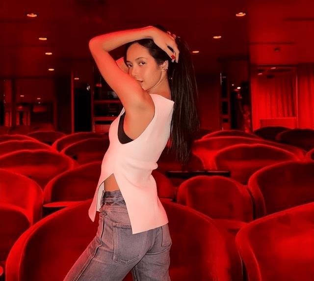 Original Angelababy's storm subsided and she returned to Shanghai ...