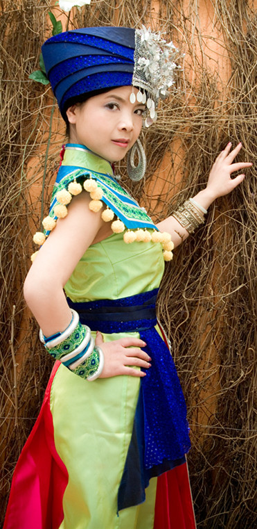 Chen Juan: Incredibly strange singer, singing more than 8 kinds of ...