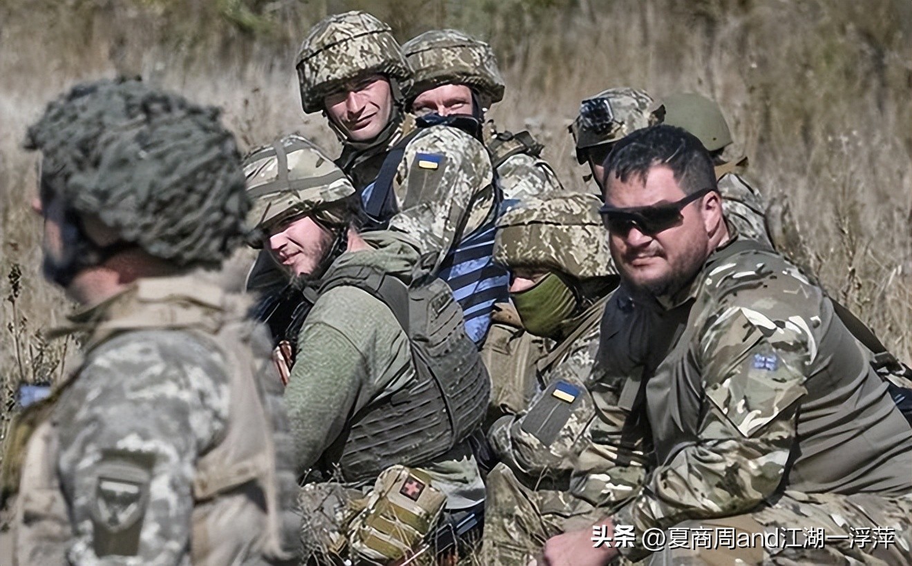 Which of the American and Russian mercenaries is better? With the ...