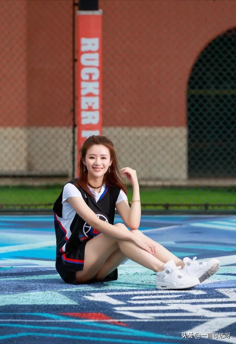 The most beautiful little aunt Comey, Xu Xiaoyi!Netizen: It was because of her that I watched ...