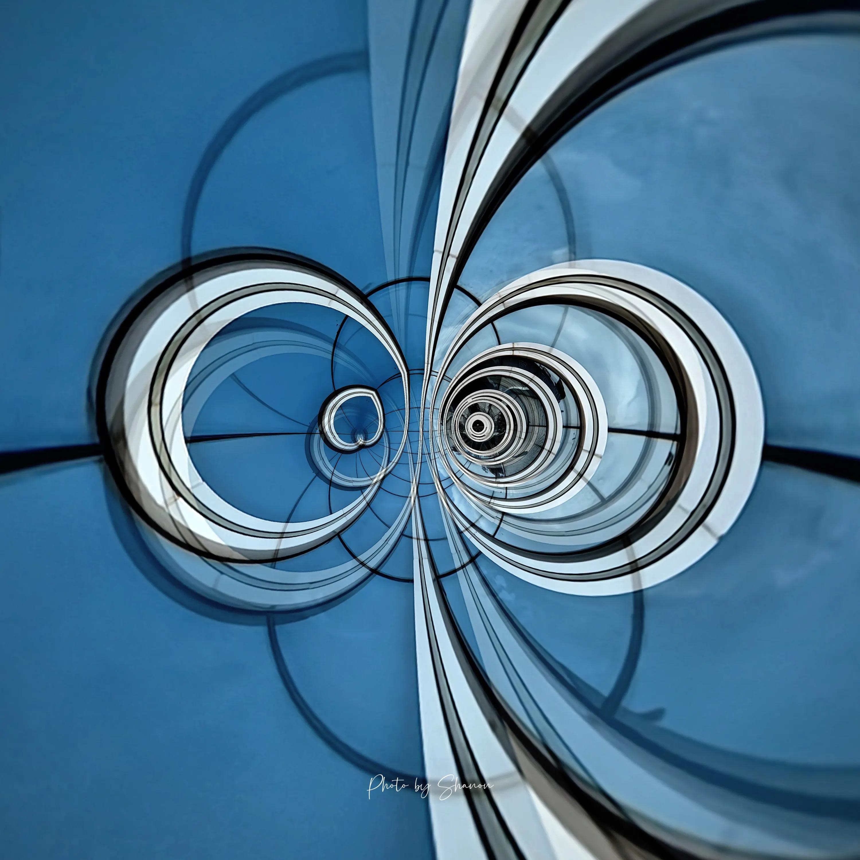 "Distorted Space" Jiang Qiong - iMedia