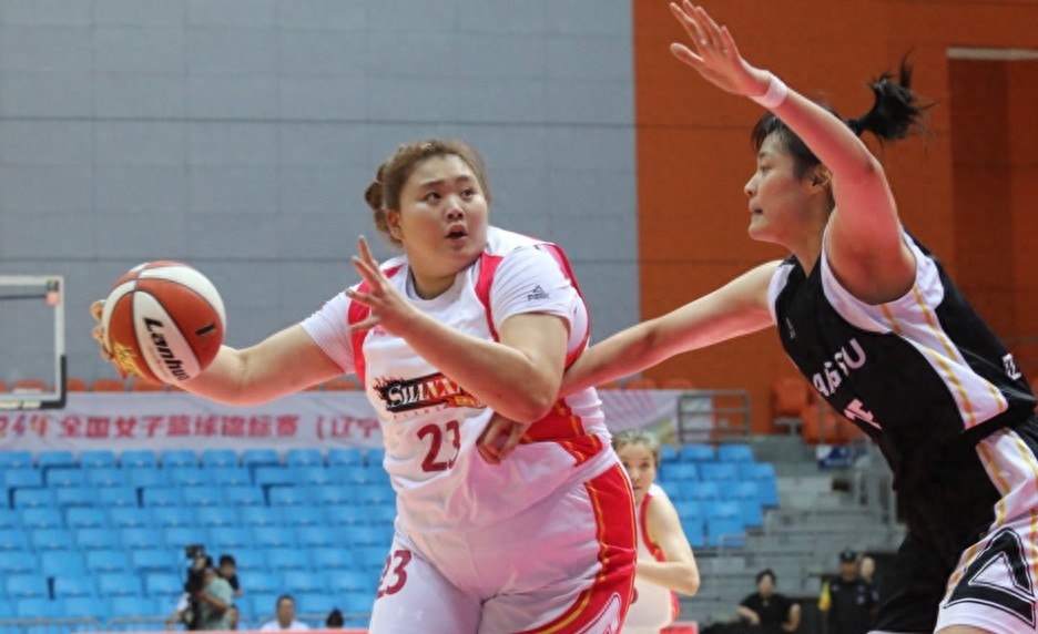 2 of 15 shots for 4 points! Liu Yutong suffered a blow when rushing to ...