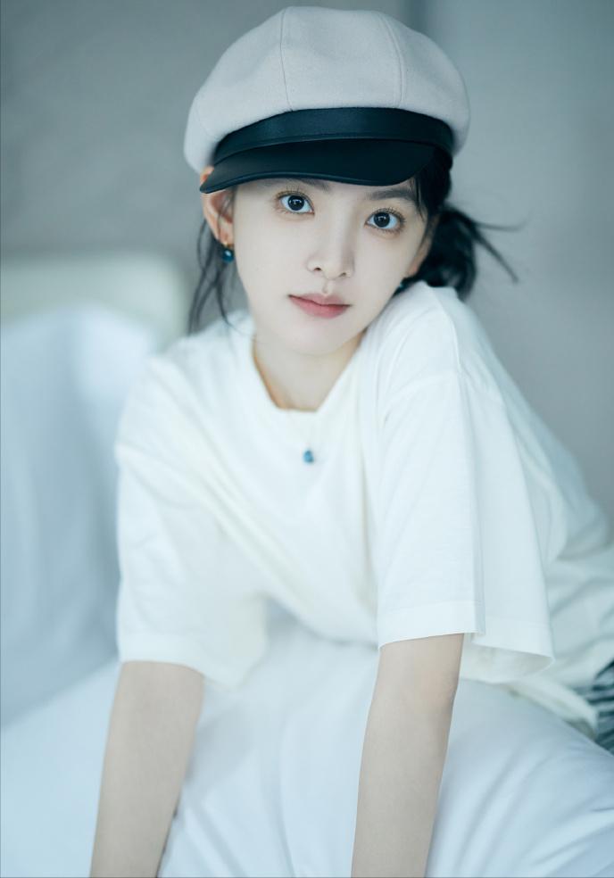 Zhang Ruonan's new movie premiered, with a box office of more than 30 ...