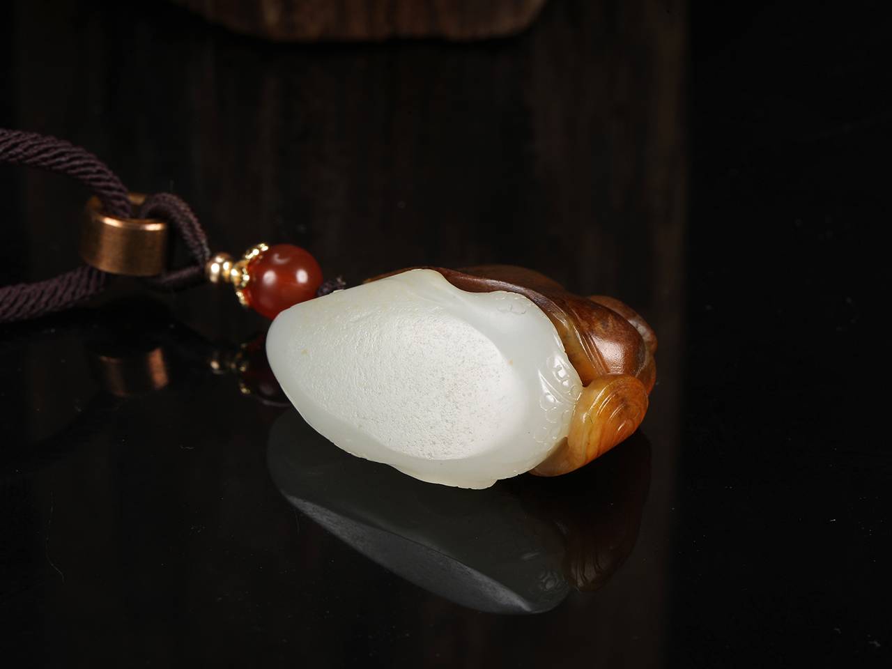 Baitong jade carving Cui Lei Xinjiang Hetian jade seed material I cattle - iNEWS