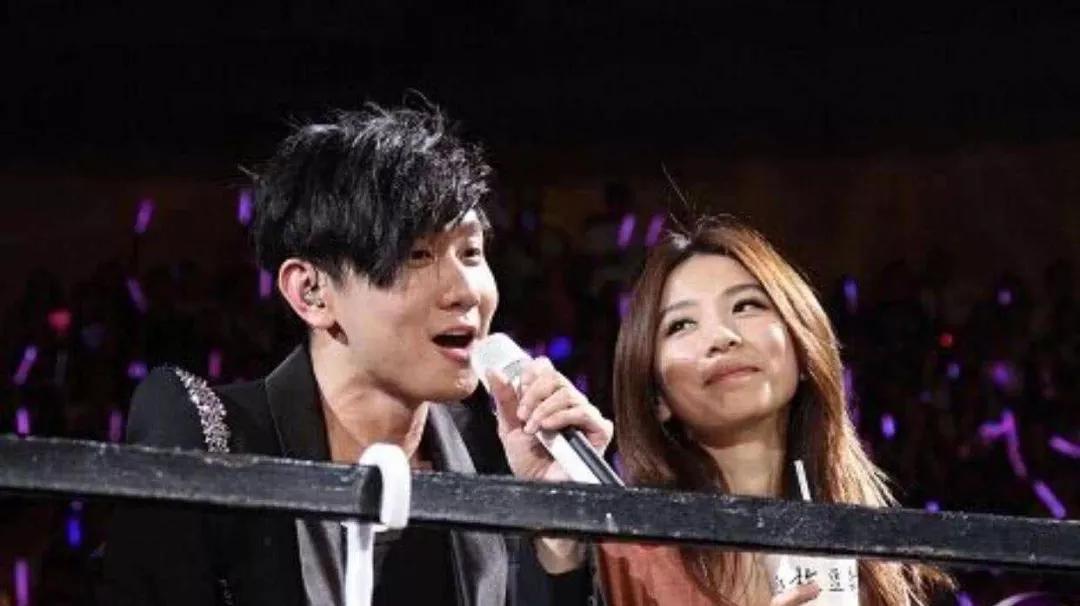 Lin Junjie pursued 13 years without success?She is still single at 39 ...