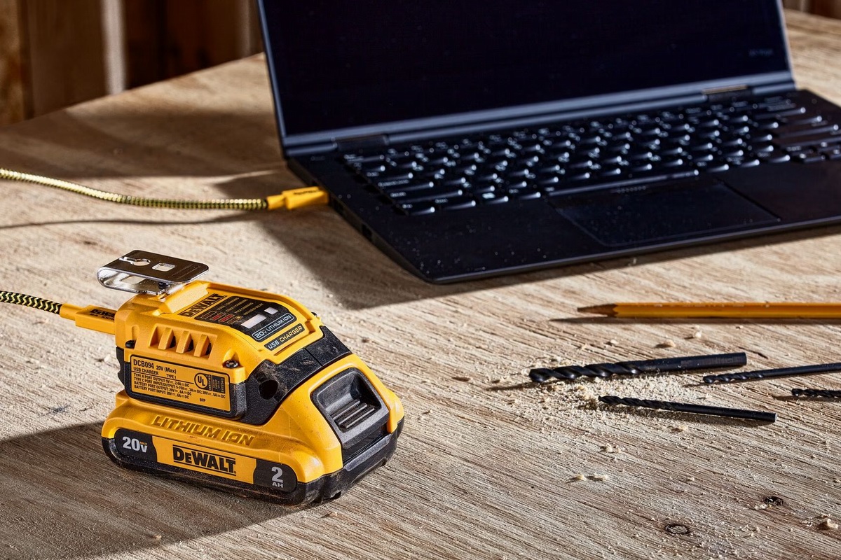 Two-way charging is more free, DeWALT launches USB PD fast charging kit ...