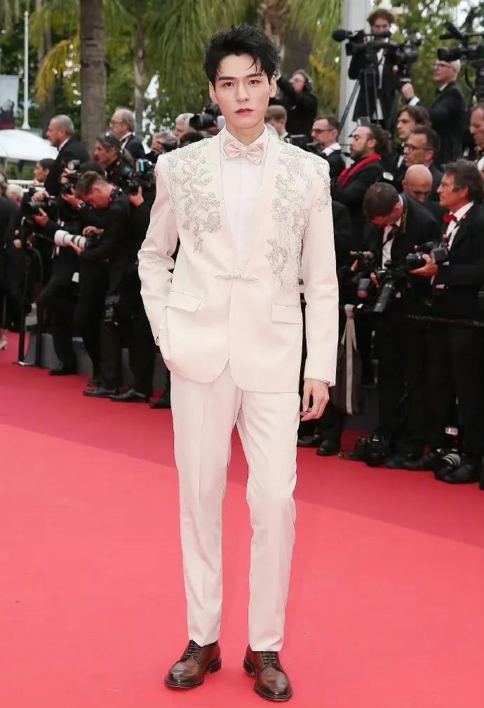 Gong Jun attended the red carpet of the Cannes Film Festival. He has ...
