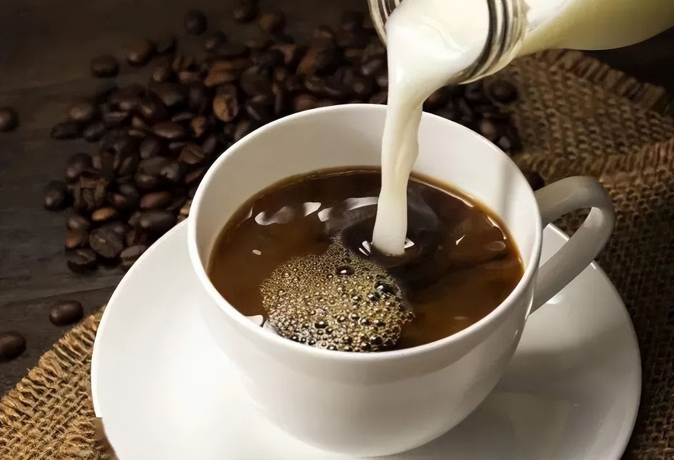 Do women drink coffee to "accelerate aging" or "delay aging"? - iNEWS