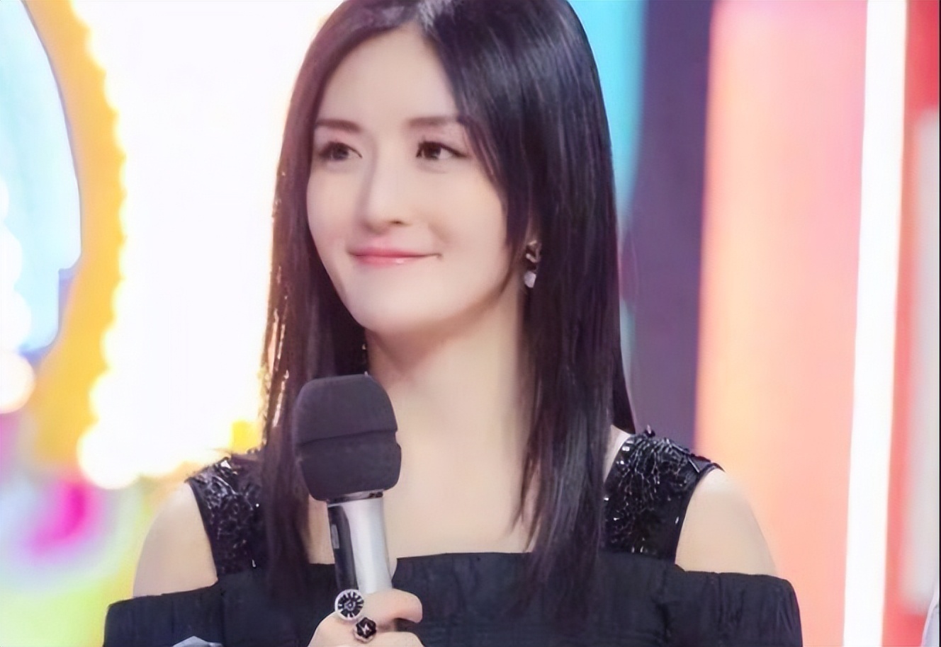 Xie Na's "plastic surgery" mutation, the whole Internet exploded: After ...