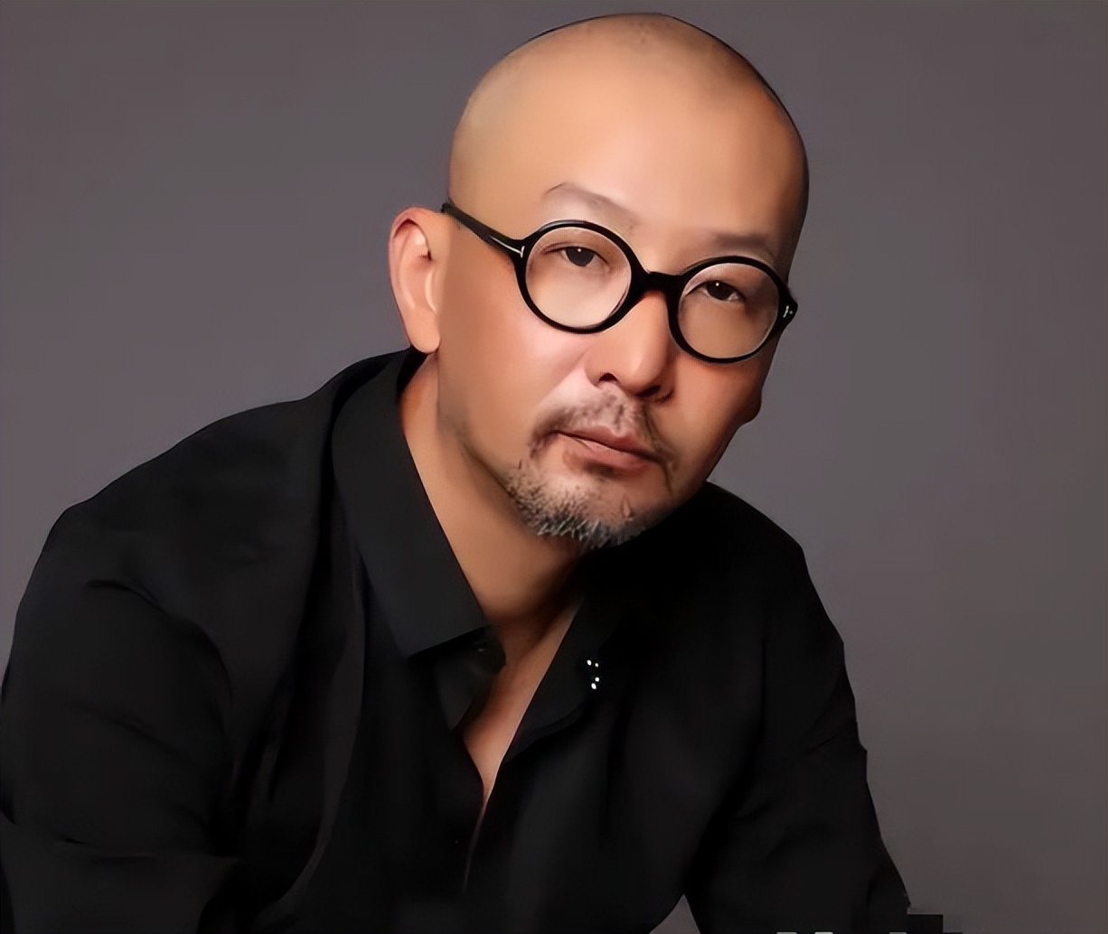 Ding Yutong officially announced his death! Went to Hong Kong to see ...