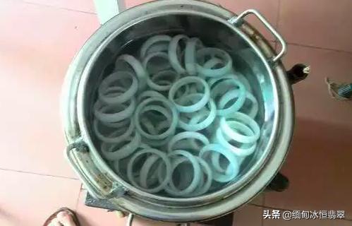 Waxed jade jewelry must be bad, right?What is the function of wax, have ...