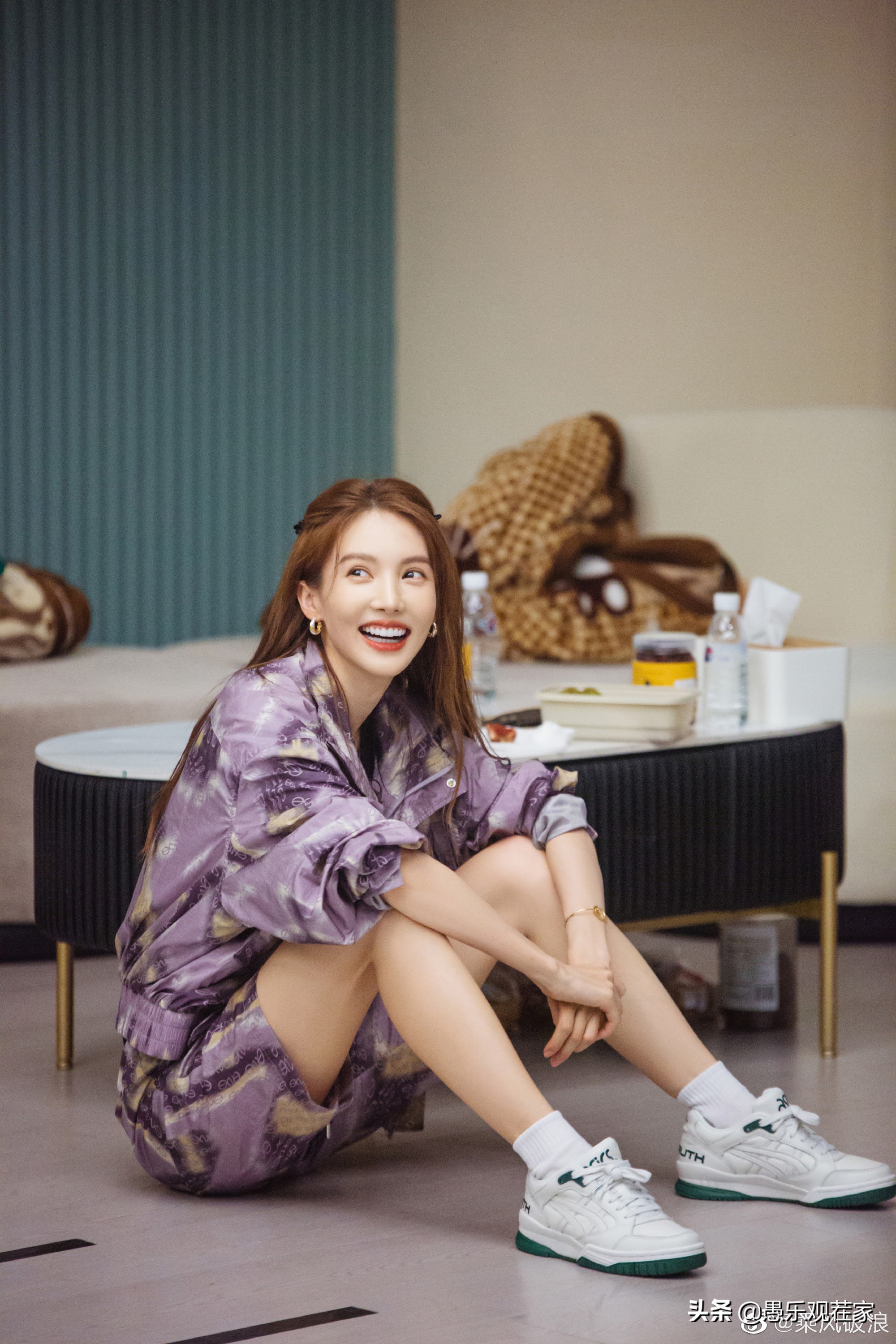 When chatting in the car of "The Wave 3", Ning Jing said that he ...