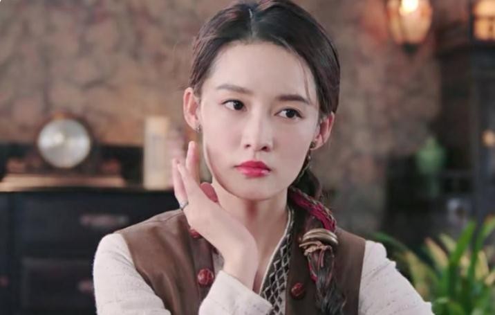 Li Qin's new drama is on the hot search again, the chicken leg girl ...