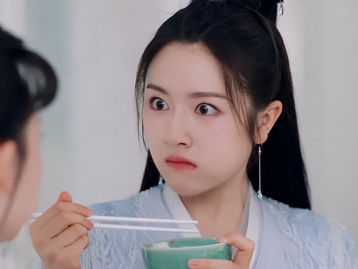 "Xihua Zhi" Hu Yitian is not tender, Hu Xinger has become delicate, the ...