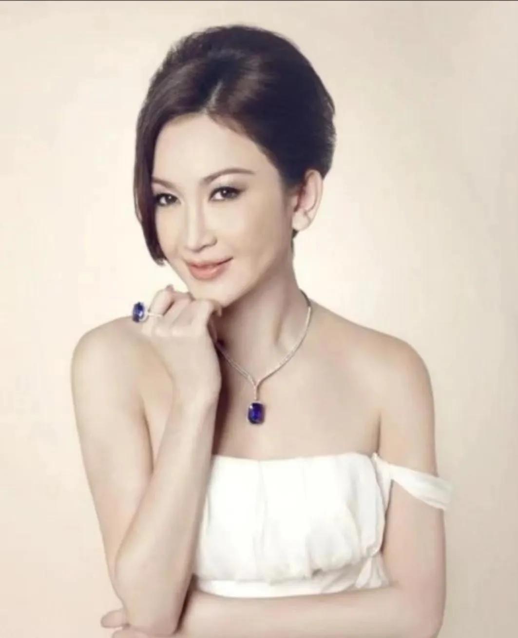 The stars posted a message to mourn Li Coco, Deng Ziqi was heartbroken ...