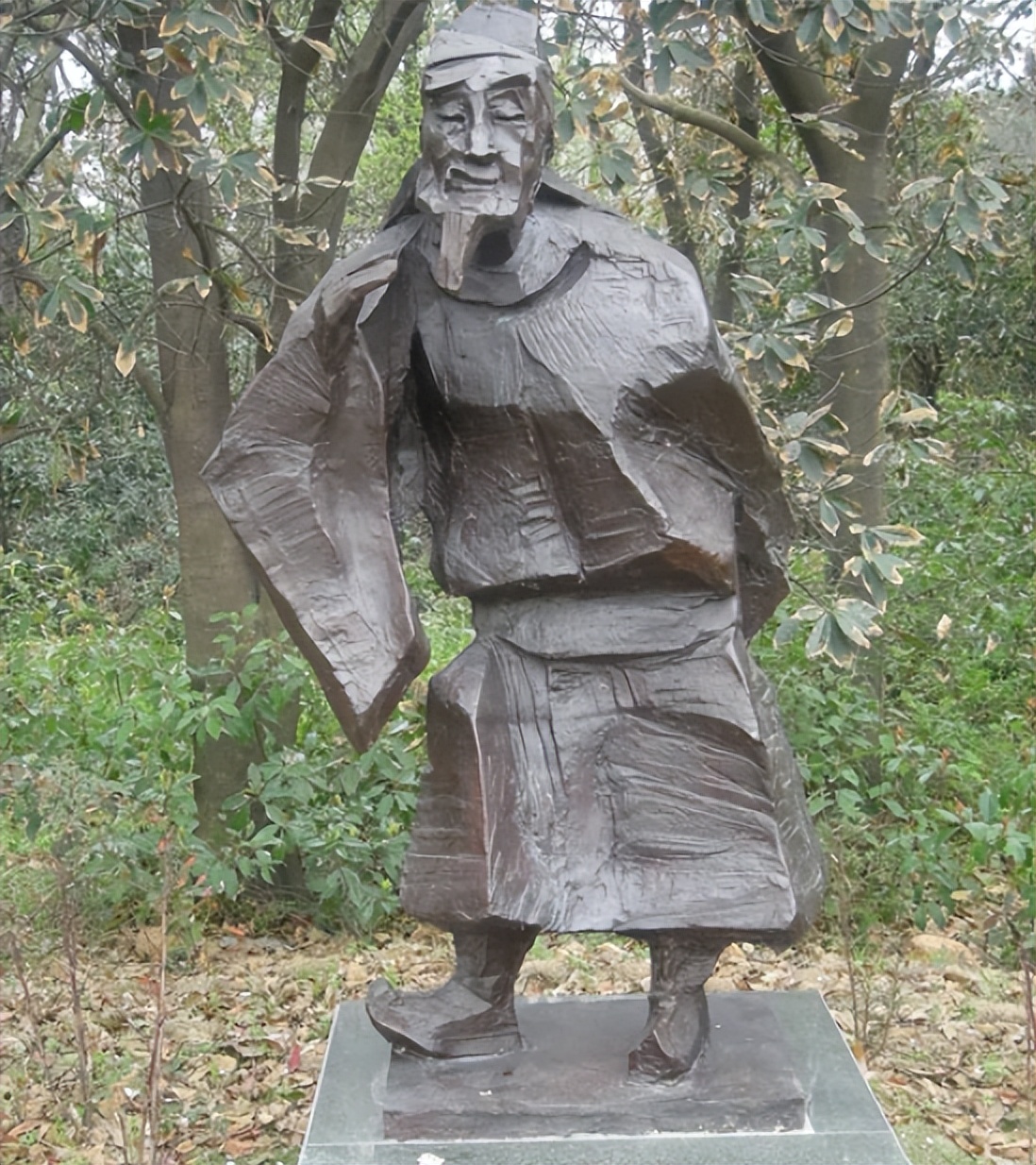 Li Shen: From being "sympathetic to farmers" to being extravagant ...