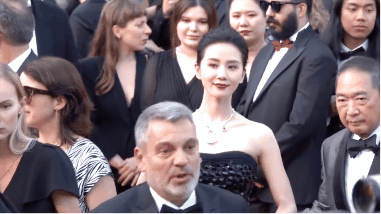 Actress red carpet rollover record: Reba covered her chest, Yang Mi ...